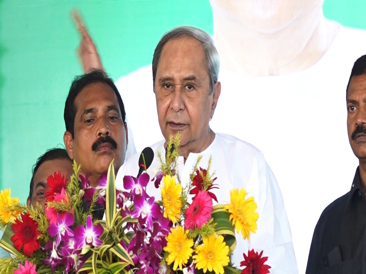 Naveen Launches BJD’s ‘Jan Sampark Padayatra’